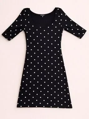 le chateau | Dresses | Le Chateau Black Polka Dot Scoopneck Sheath ...